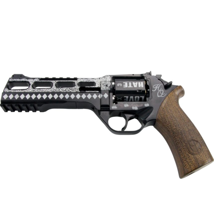 HARLEY QUINN Collectors Pack - Laser Engraved Chiappa Rhino Revolver ...